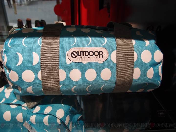 『P4U2』×LHPの限定コラボグッズをフォトレポート！ 副島成記氏の描き下ろしグッズやコマンド表付きのパーカーなど - 電撃オンライン