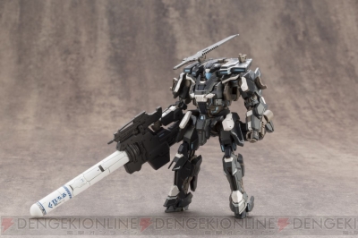 『PSO2』に登場するA.I.Sのプラモデル『A.I.S Black Ver.』が登場。新規パーツ“凍結弾”が付属 - 電撃オンライン